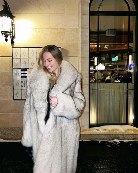 Пин от пользователя Evgen на доске шуба 13 в 2024 г Шуба Мех