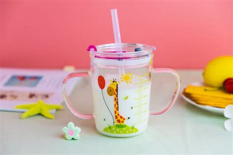 玻璃杯图片素材 玻璃杯设计素材 玻璃杯摄影作品 玻璃杯源文件下载 玻璃杯图片素材下载 玻璃杯背景素材 玻璃杯模板下载 搜索中心