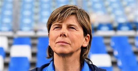 Chi è Milena Bertolini La Ct Della Nazionale Italiana Femminile Di Calcio