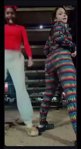 Redd Tube Pyt Twerk
