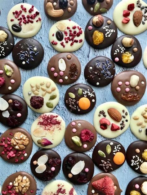 Шоколад ручной работы Рождественские рецепты Вкусняшки Шоколадные конфеты рецепты