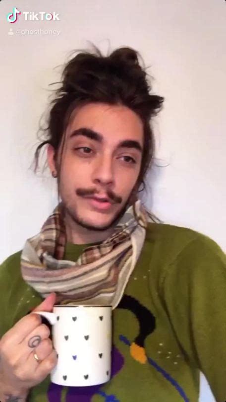 Art School Critiques Tumbex