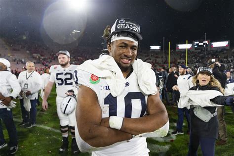 Penn State Rb Nick Singleton Signs Nil Deal Stars In Commercial For