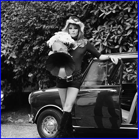 Magic Mac Cars Girls Joanna Lumley