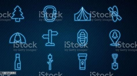 세트 라인 삽 숲의 위치 관광 텐트 도로 교통 표지판 숲 래프팅 보트와 카라비너 아이콘 벡터 가루로 빻은에 대한 스톡 벡터 아트