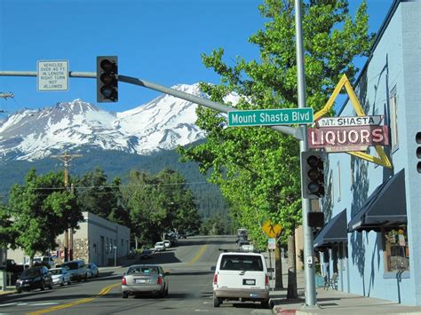 14 Things To Do In Mt Shasta City Things Day