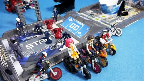 바이클론즈 배틀레이스 2탄 또봇 액션바이크 레이스게임 또봇 피규어 다이노포스 미니바이크 장난감 Biklonz Battle Race Toy Tobot Toys Youtube