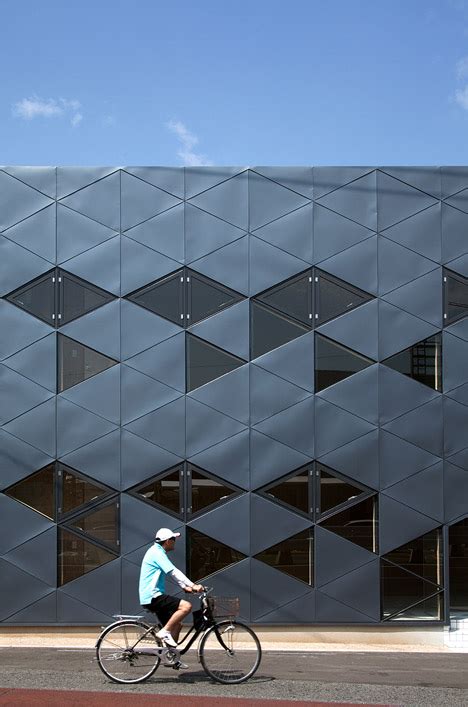 Solved Triangular Cladding Urgent Autodesk Community