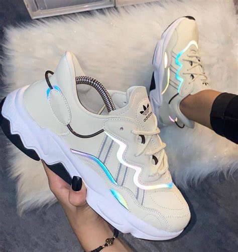 مدل کتونی دخترانه اسپرت؛ بهترین ترند های سال ۲۰۲۴