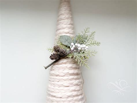 How To Make A Christmas Tree Out Of Yarn Christmas Tree Crafts Tree