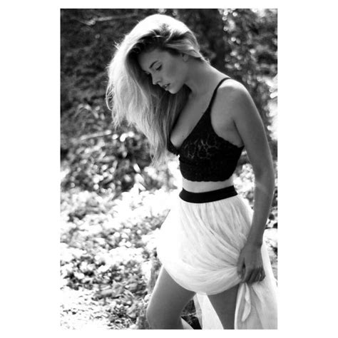 Picture Of Laura Ashley Samuels