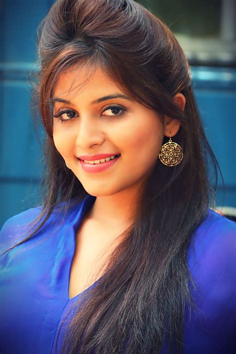 Close Look Of Anjali Hot Beauty In Blue Anarkali Dress