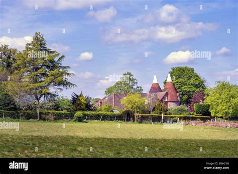 Mayfield England April 30th2022 Oast House In The English