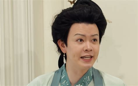 看什么？ 王梓陌 王梓陌 哔哩哔哩视频