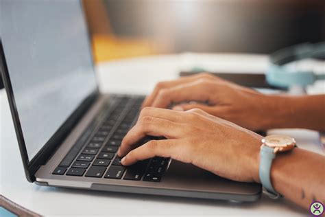what to write in an email when sending your resume with examples