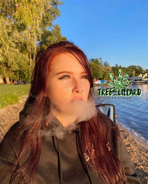 𝟺𝟸𝟶 ʙʙᴡ Onlyfans Account Tree Lizzard