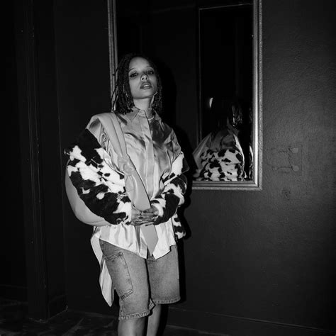 Sisi Stringer Sisistringer • Instagram Photos And Videos