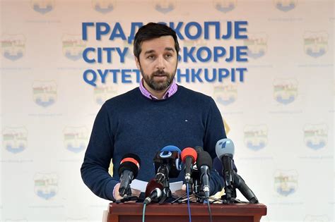 Град Скопје Бесплатен јавен превоз запирање на градежните работи и поскапен паркинг меѓу