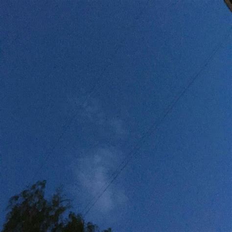 활명수 일상에 활력을 불어넣어 주는 명언 수첩 해변에 깔린 예쁜 조개껍데기를 모두 주울 수는 없다 단지 몇 개를 주울 수 있을 뿐이다 아니 사실은 주운 조개