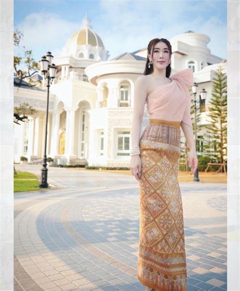 “เอิร์น จิรวรรณ” ถือกฤษ์ดีเข้าบ้านใหม่ โชว์คฤหาสน์หรูหราอลังการบน