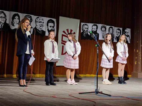 Вечер на поезията със стихове на родни класици уча в Пловдив