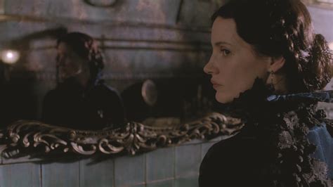 Crimson Peak 2015 Set Images From Guillermo Del Toros Gothic Horror