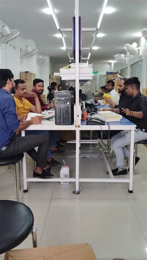 Handh 4g Multisim Wifi Hotspot Modem Lr112 At ₹ 2850 Piece In New Delhi Id 2853238919462