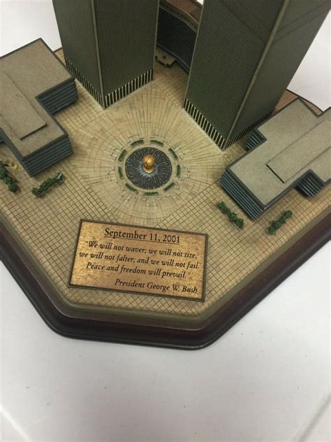 Danbury Mint Twin Towers Commemorative Collectible 2060197153
