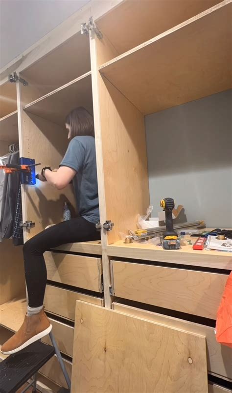 Kreg Pin Hole Jig Tutorial — Breezing Through