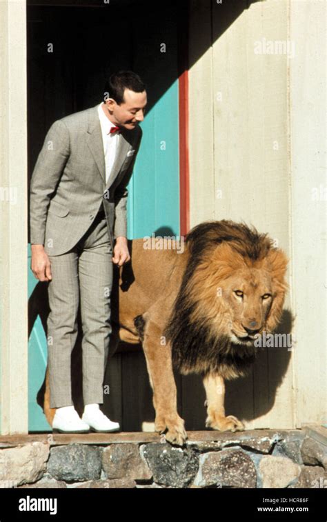 Big Top Pee Wee Pee Wee Herman Aka Paul Reubens With Lion 1988 Stock