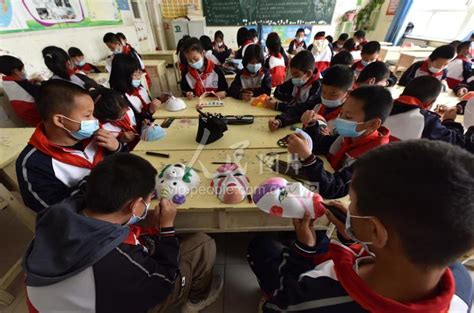 新疆尉犁传统文化进校园 人民图片网