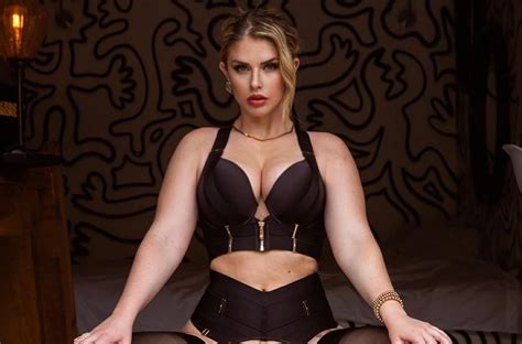 Who Is Riley Reign Biography Wiki Age Height And Net Worth