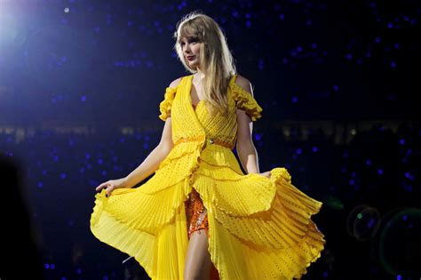 Taylor Swift Gushes It Was Unreal To Win 10 Prizes At 2023 Billboard