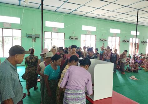 နတ်တလင်းမြို့နယ် ကျေးရွာများသို့ မြန်မာအီလက်ထရောနစ်မဲပေးစက် အသိပညာပေးခ