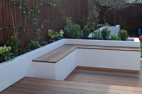 Raised Bed And L Shaped Bench Outdoor Gardens Design Corner Garden