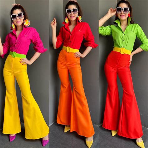 ชุดย้อนยุคหญิง ชุดทองกวาว ตีมย้อนยุค ชุดย้อนยุค ตีมงานวัด ธีมงานวัด ทองกวาว มนต์รัก