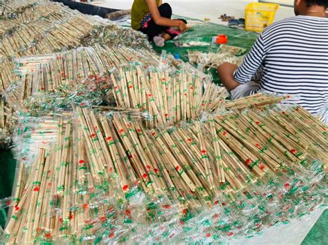 រៀនតែតាមអ៊ីនធើណេត លោកសុទ្ធី សម្រេចចាយទុន៥ម៉ឺន បើកសិប្បកម្មផលិតចង្កឹះ ភ្ញៀវកម្ម៉ង់ធ្វើមិនទាន់