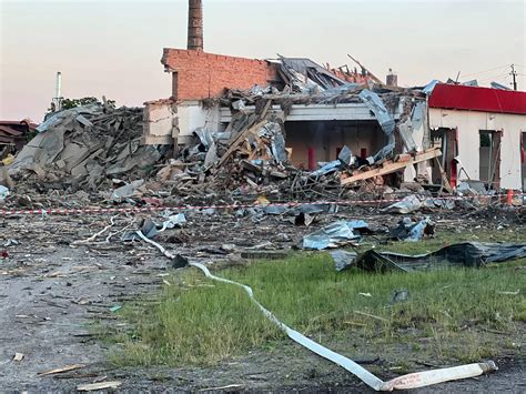 У Сарнах збільшилась кількість жертв внаслідок ракетного удару Новости Section Ukr Net