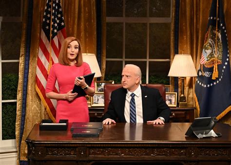 Chloe Fineman S Snl Beauty Secrets And Botox Regrets Popsugar Beauty