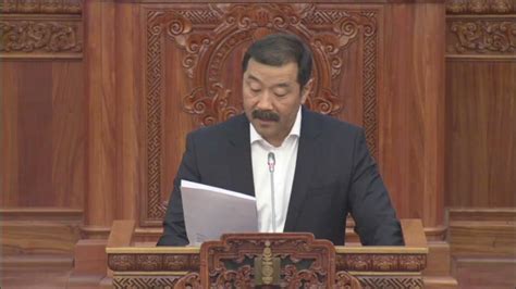 Гашуунсухайт Ганцмод хил дамнасан төмөр замын бүтээн байгуулалттай