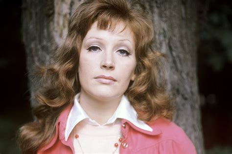 Mk Ru Подруга Аллы Пугачевой заявила что певица тоскует по России Российская газета