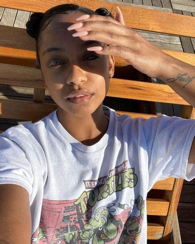 These Celebrities Look Amazing Without Makeup Essence