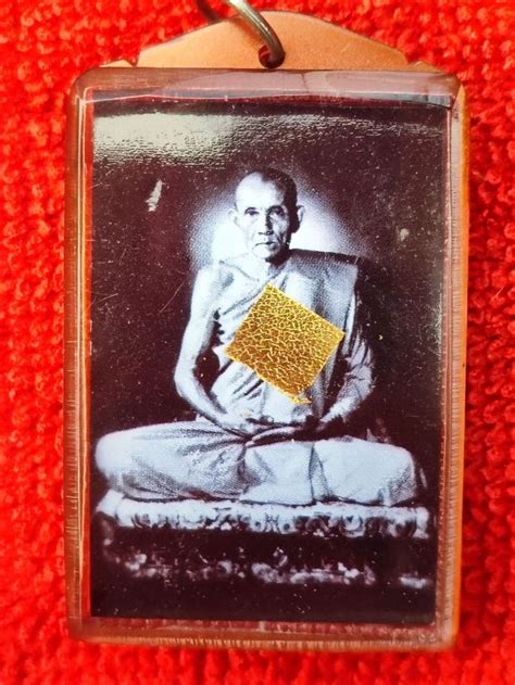 รูปถ่ายหลวงพ่อกวยหลังตะวันปิดทอง วัดโฆสิตาราม พิธีจตุรพิธพรชัย วัดรัตนชัย ปี 63 Shopee Thailand