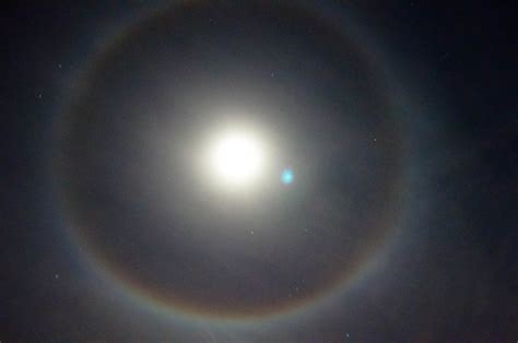Rainbow Rings Around Moon At Christy Sample Blog