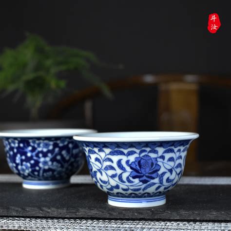 高端柴窑青花手绘缠枝莲牡丹主人杯景德镇手工茶杯仿古陶瓷压手杯虎窝淘