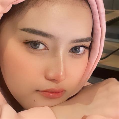𝒩𝒶𝓉𝒶𝓈𝓎𝒶 𝒯𝓈 natasya ts Threads Say more