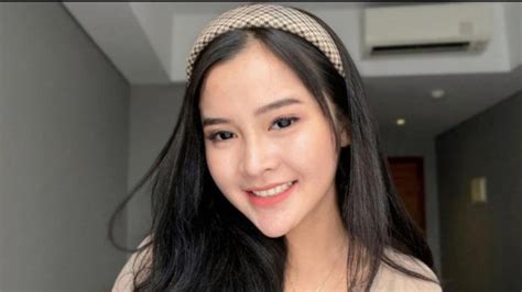 Bella Bonita Kesal Ke Netizen Balas Hujatan Dengan Pesan Baik
