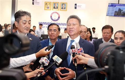 រដ្ឋមន្ត្រីក្រសួងសាធារណការ និងដឹកជញ្ជូន អំពាវនាវពលរដ្ឋ ស្វែងរកការផ្តល់សេវាសាធារណៈ