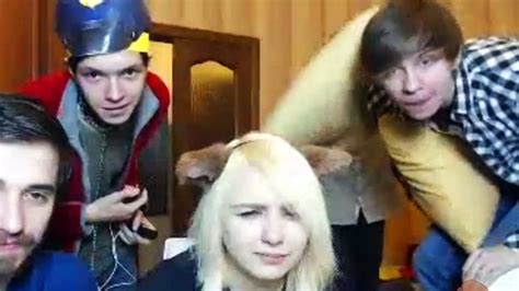 СЕКС С ПОДУШКОЙ БИТАРДИЯ ВИКТОРИНА И РАЗГОВОРЫ ПРО ПОСТУПЛЕНИЕ В