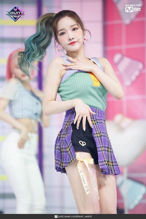 Idol School Jang Gyuri 장규리 아이돌학교 Roupas Escolares Roupas Escola